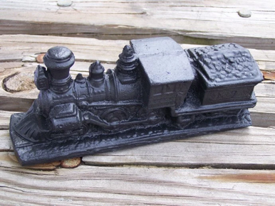 Large Steam Engine & Tender Car