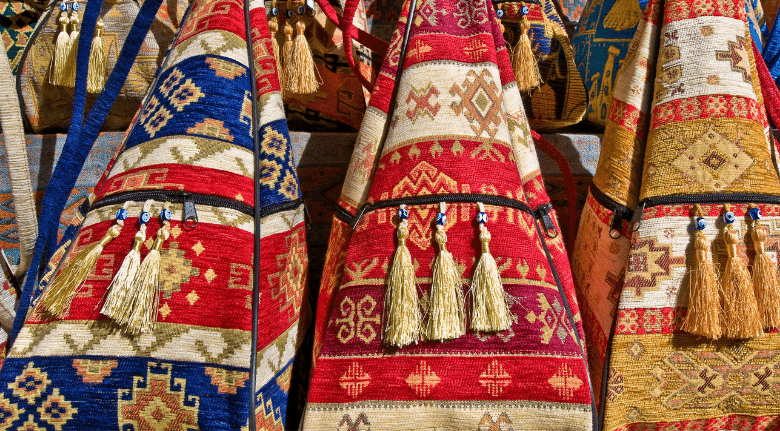 What Makes Kilim Bags Unique? - Little Istanbul Gifts