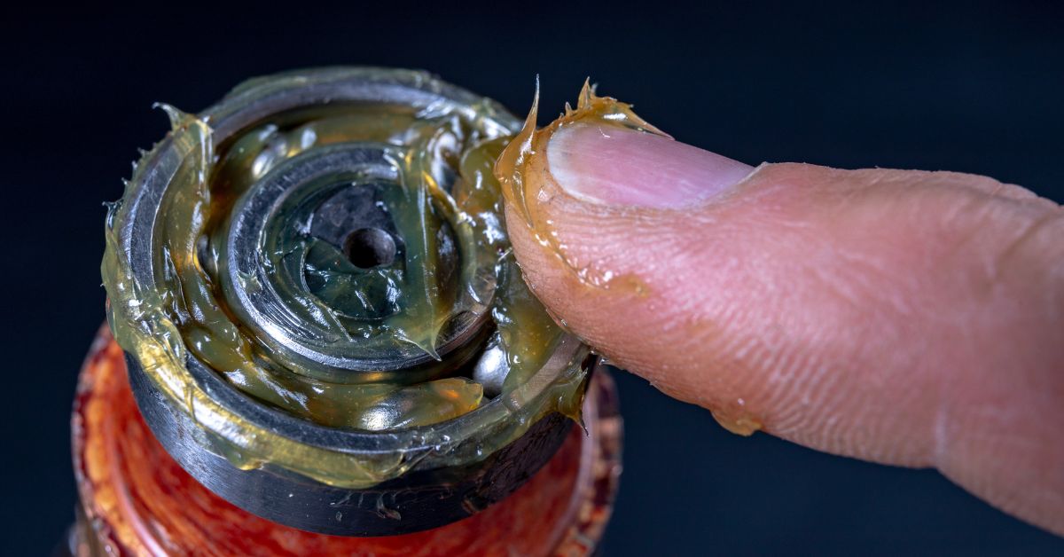 The Complete Evolution of Industrial Lubricants - Santie Oil Company