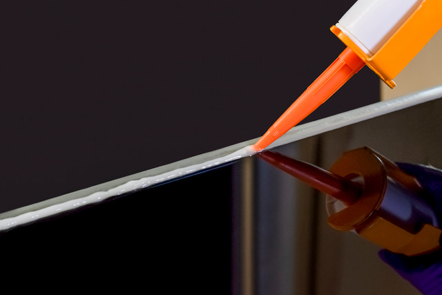 Does Heat Make Silicone Dry Faster? - Silicone Depot