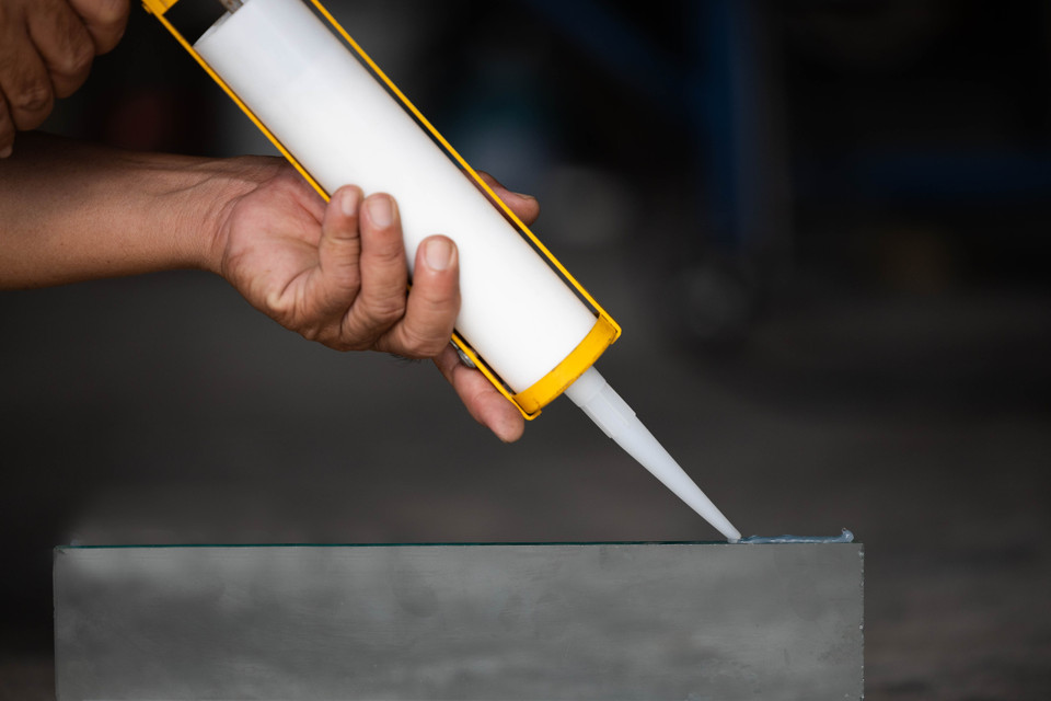 What Finishing Tools Do I Need For Silicone Caulk? - Silicone Depot