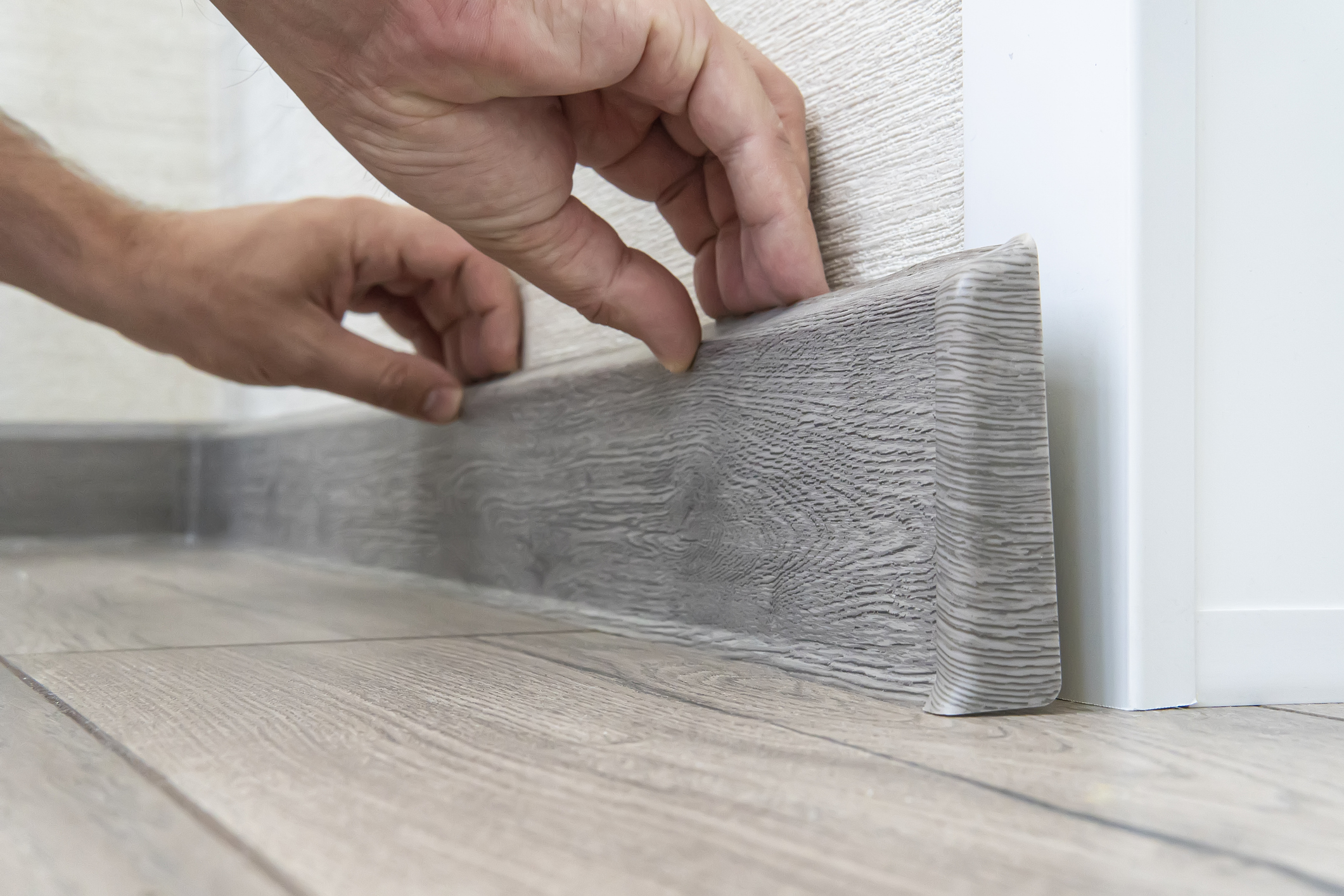 What Kind of Caulk Is Best for Baseboards? - Silicone Depot