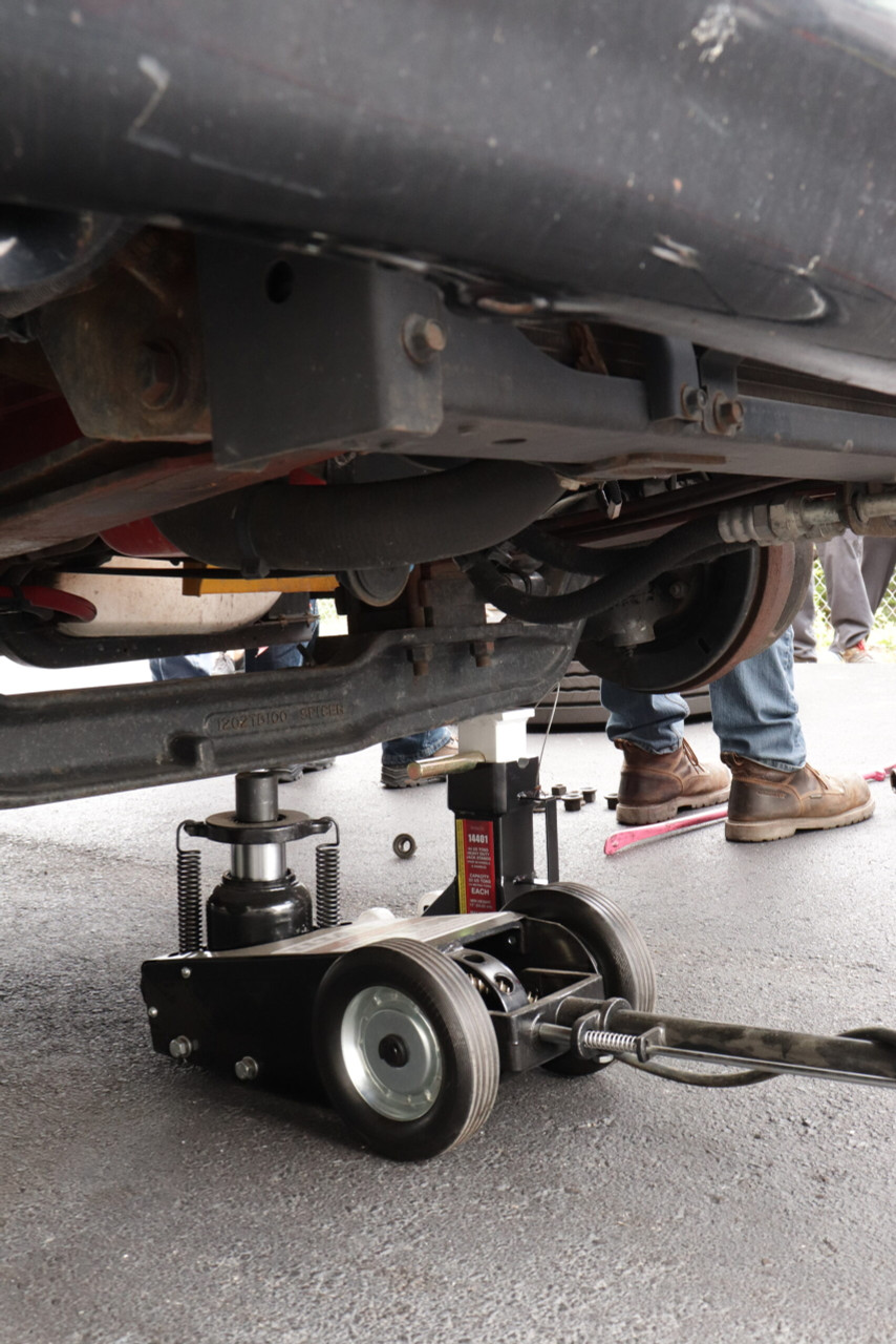 AME Titan 22 Ton Air Hydraulic Service Jack - Unique Truck Equipment