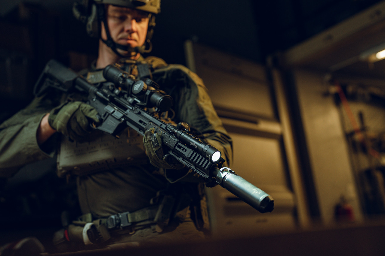 Surefire Socom556-Mini4 5.56mm Compact Supressor, Black
