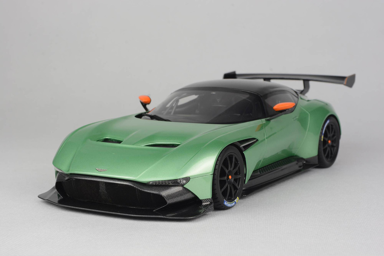 1/18 Frontiart Aston Martin Vulcan (Green) Resin Model Limited 999 ...