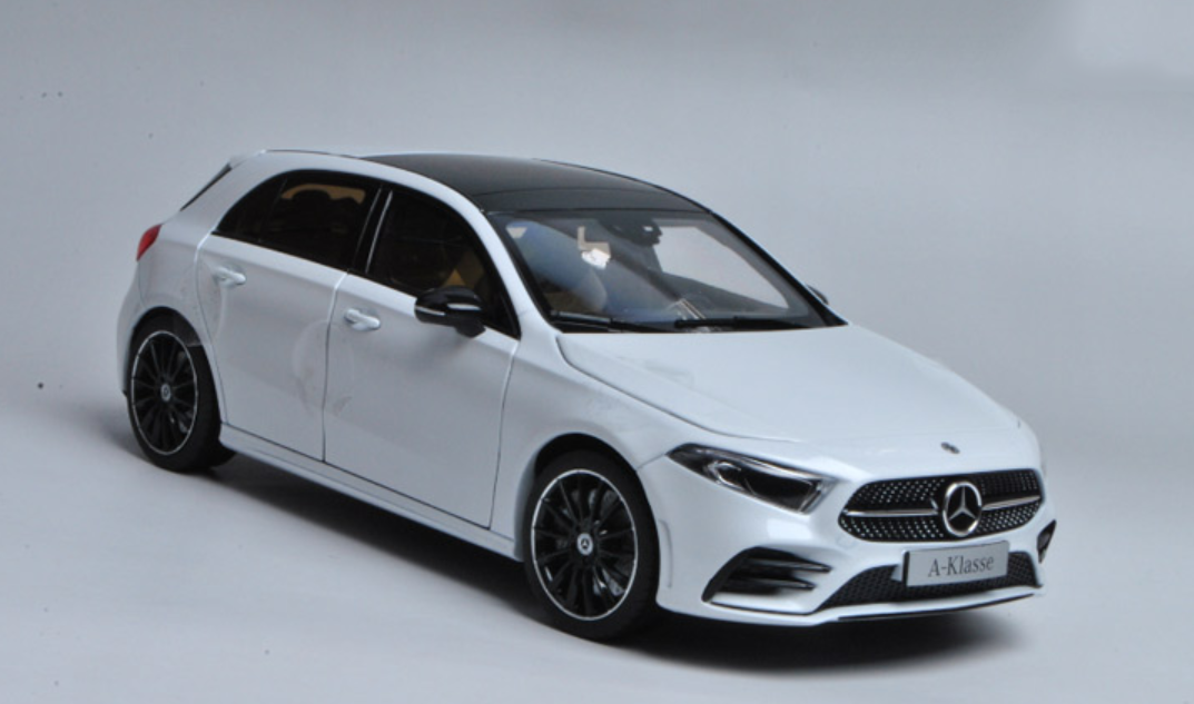 1/18 Dealer Edition Mercedes-Benz Mercedes A-Class A-Klasse Hatchback ...