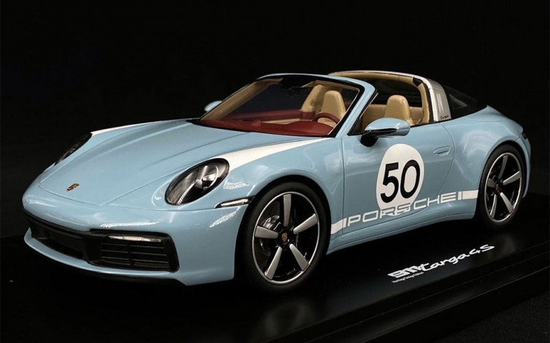 1/18 Dealer Edition Porsche 911 (992) Targa 4S #50 Heritage Edition ...