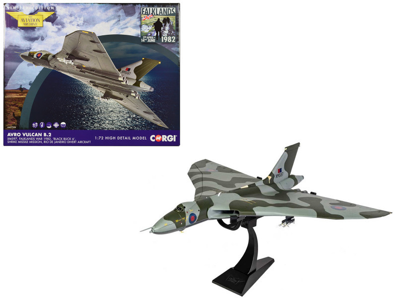 Avro Vulcan B2 Bomber Aircraft "XM597 'Black Buck 6 Shrike Missile ...