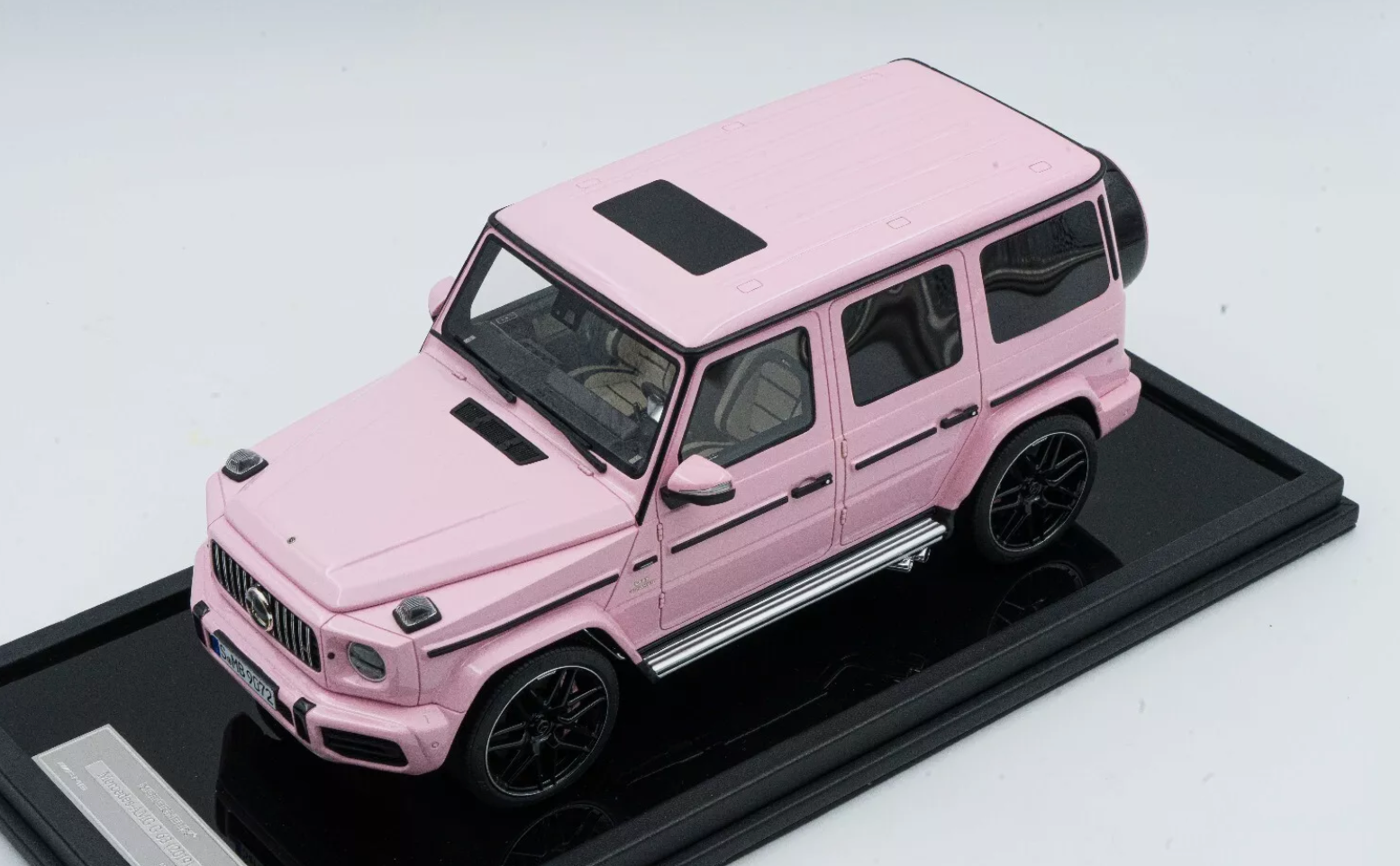 Mercedes G Wagon - Pink Replica | Pink G63 AMG Miniature
