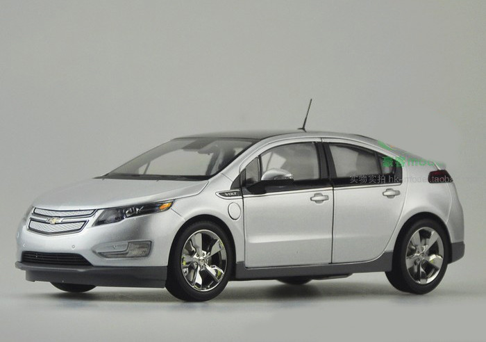 1/18 Dealer Edition Chevrolet Chevy Volt (Silver) Diecast Car Model ...
