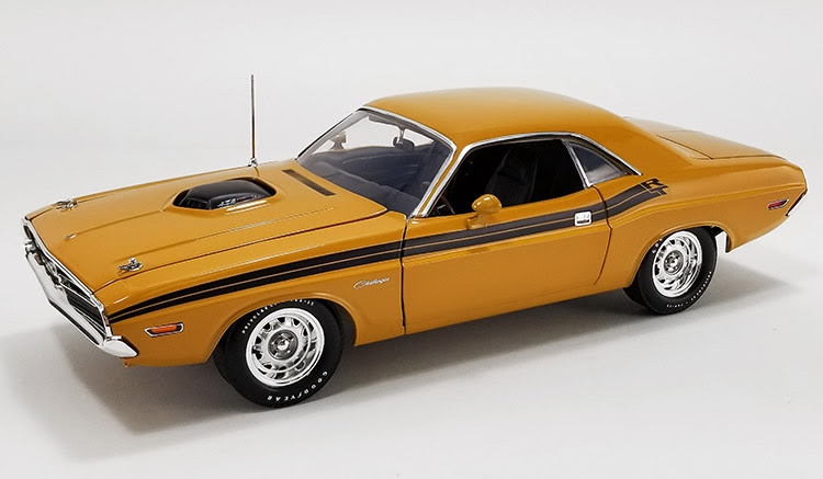 1/18 ACME 1971 Dodge Challenger R/T Hemi Butterscotch Hardtop Diecast ...