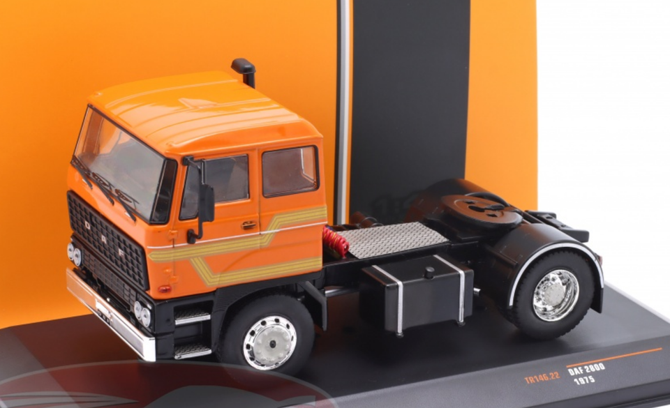 1/43 Ixo 1975 DAF 2800 SZM (Orange) Car Model - LIVECARMODEL.com