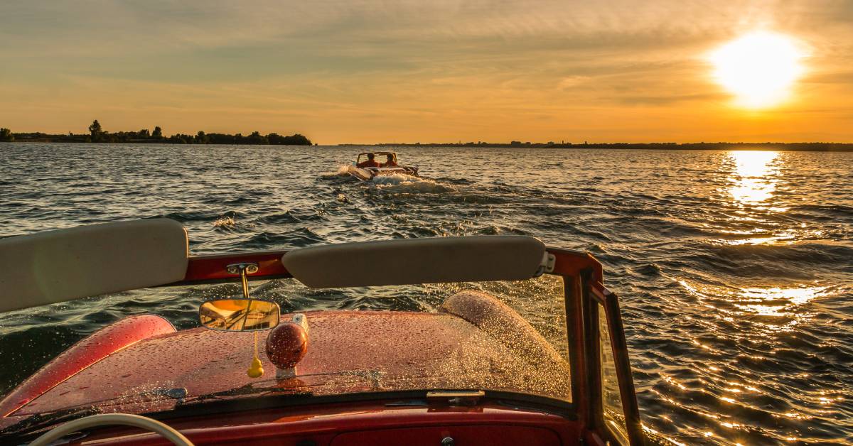 5 Bizarre and Unique Car Models From Around the World - LIVECARMODEL.com