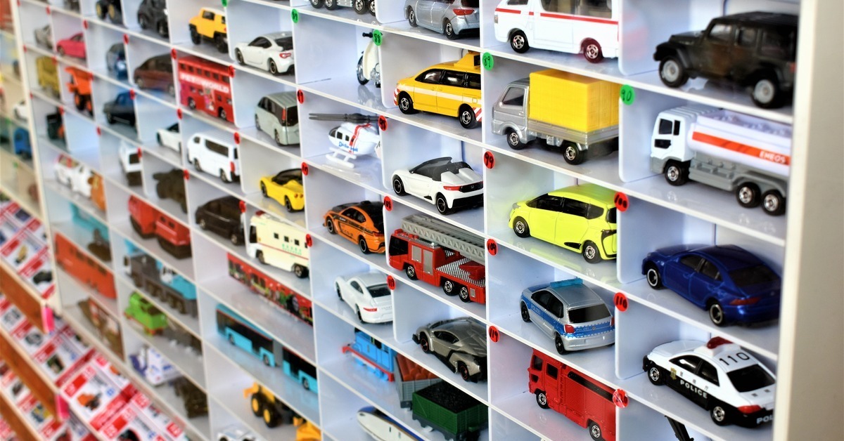5 Tips for Keeping Your Diecast Cars Looking Pristine - LIVECARMODEL.com