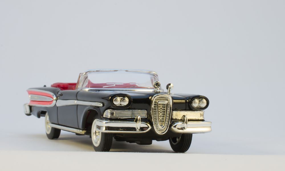 The Best Ways To Give Your Diecast Model Car a Facelift - LIVECARMODEL.com