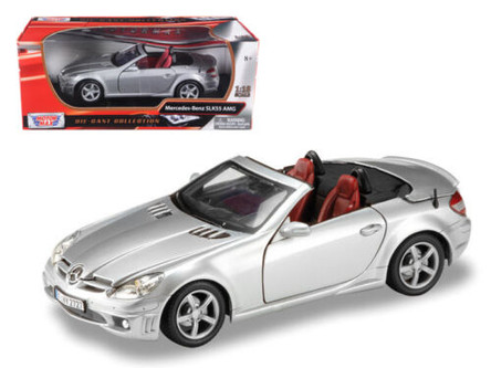1/18 Motormax Mercedes Benz SLK 55 AMG with Retractable Roof (Silver ...