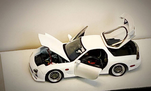 1/64 PGM Mazda RX-7 RX7 (White) Diecast Car Model - LIVECARMODEL.com