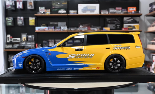 1/18 Ivy Nissan Skyline GT-R R35 Wagon (Spoon) Car Model - LIVECARMODEL.com