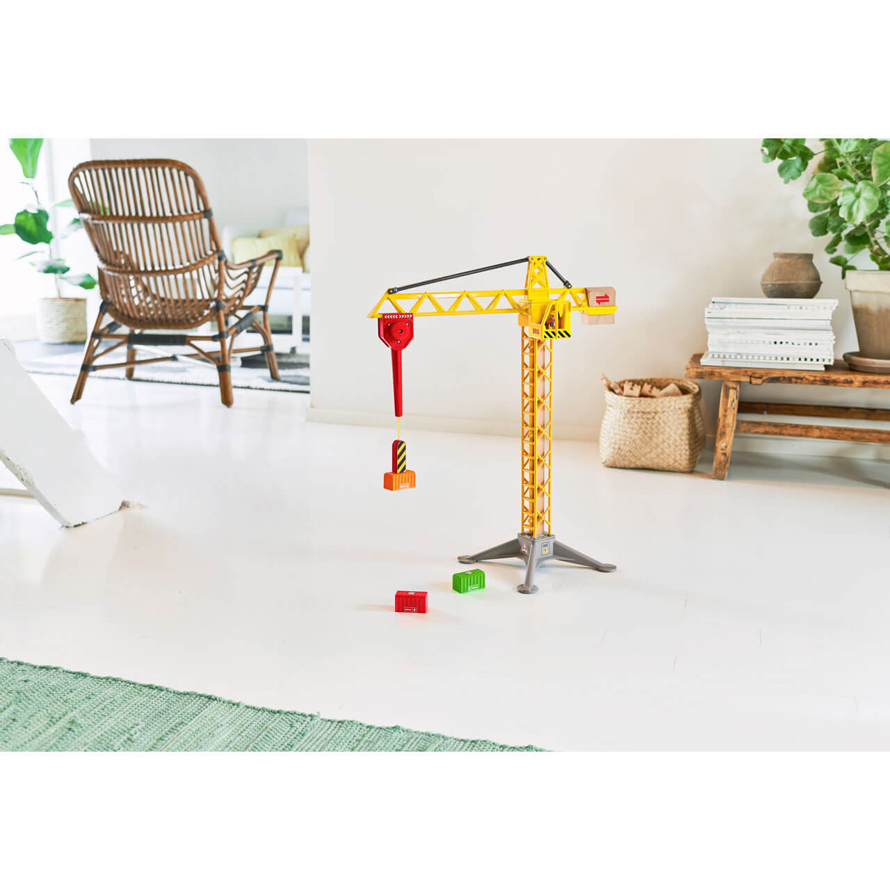 Brio Construction Crane with Lights | Winstanleys Pramworld