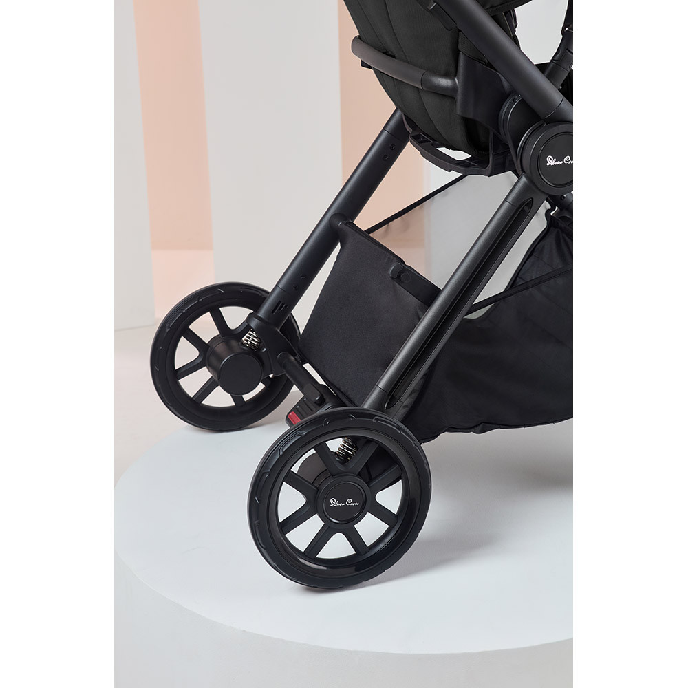 Silver Cross Reef 2 + First Bed Carrycot - Space | Winstanleys Pramworld