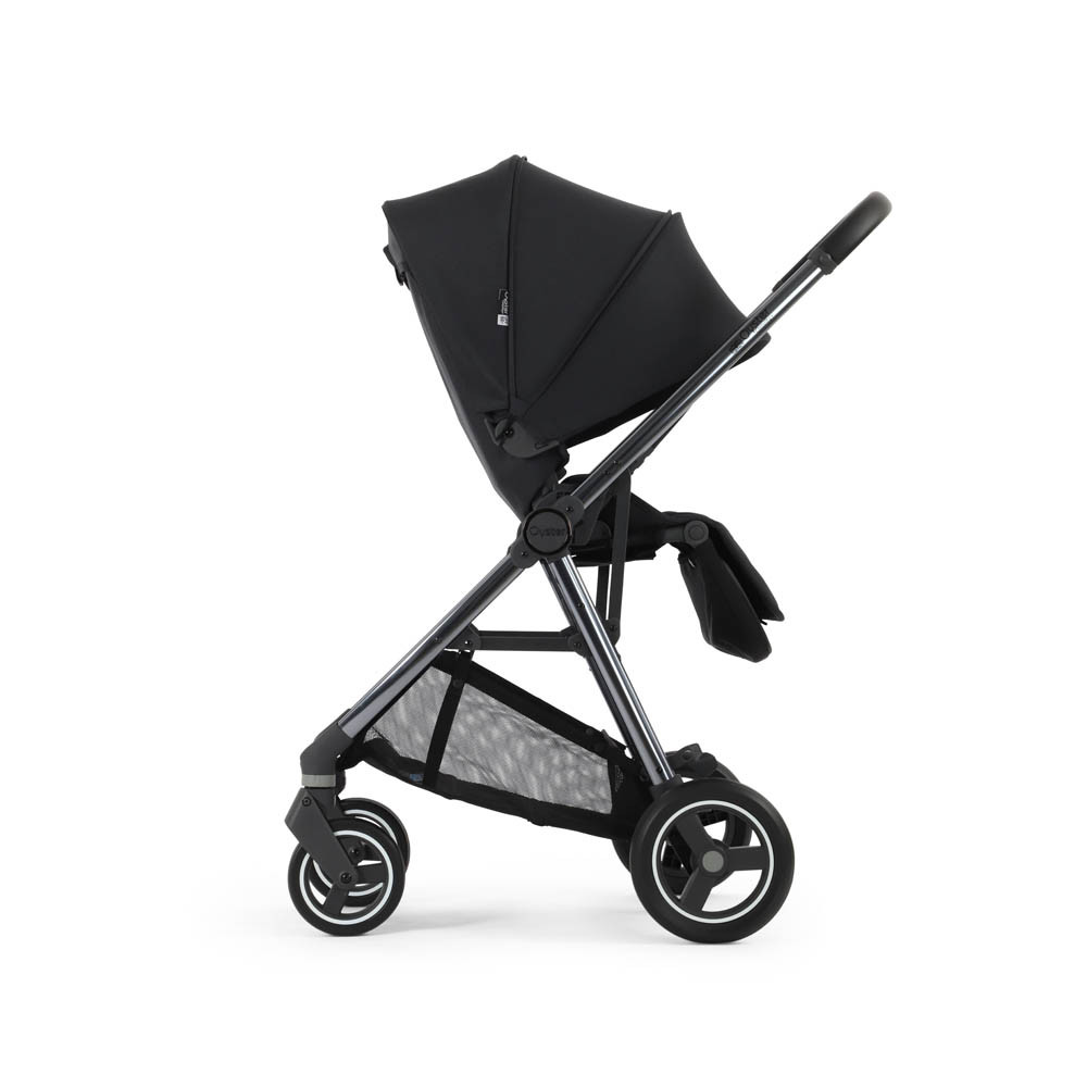 Oyster Gravity Plus 4 Piece Bundle - Carbonite | Winstanleys Pramworld