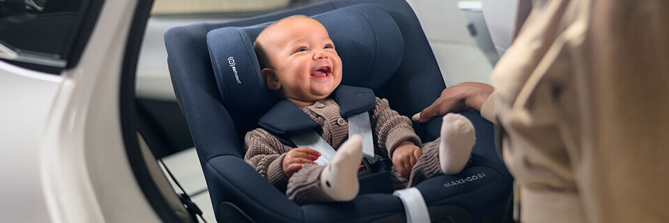Rotating & Swivel Car Seats at Winstanleys Pramworld