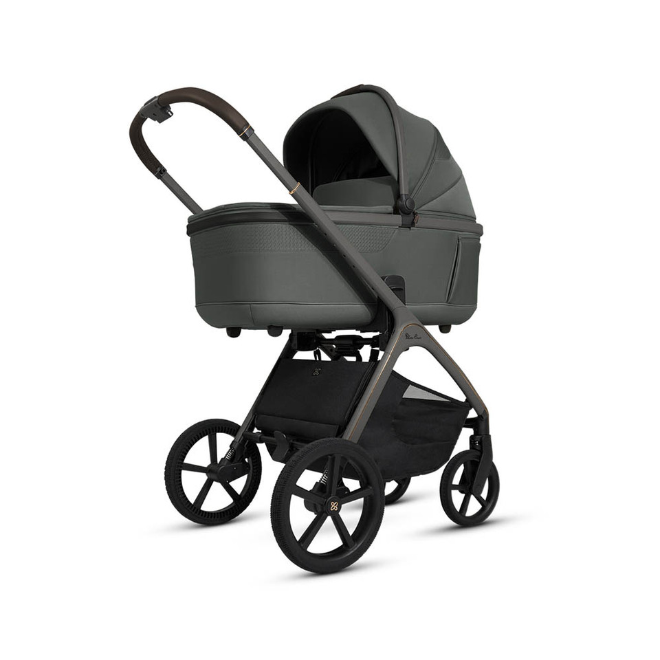 Silver Cross Cove at Winstanleys Pramworld
