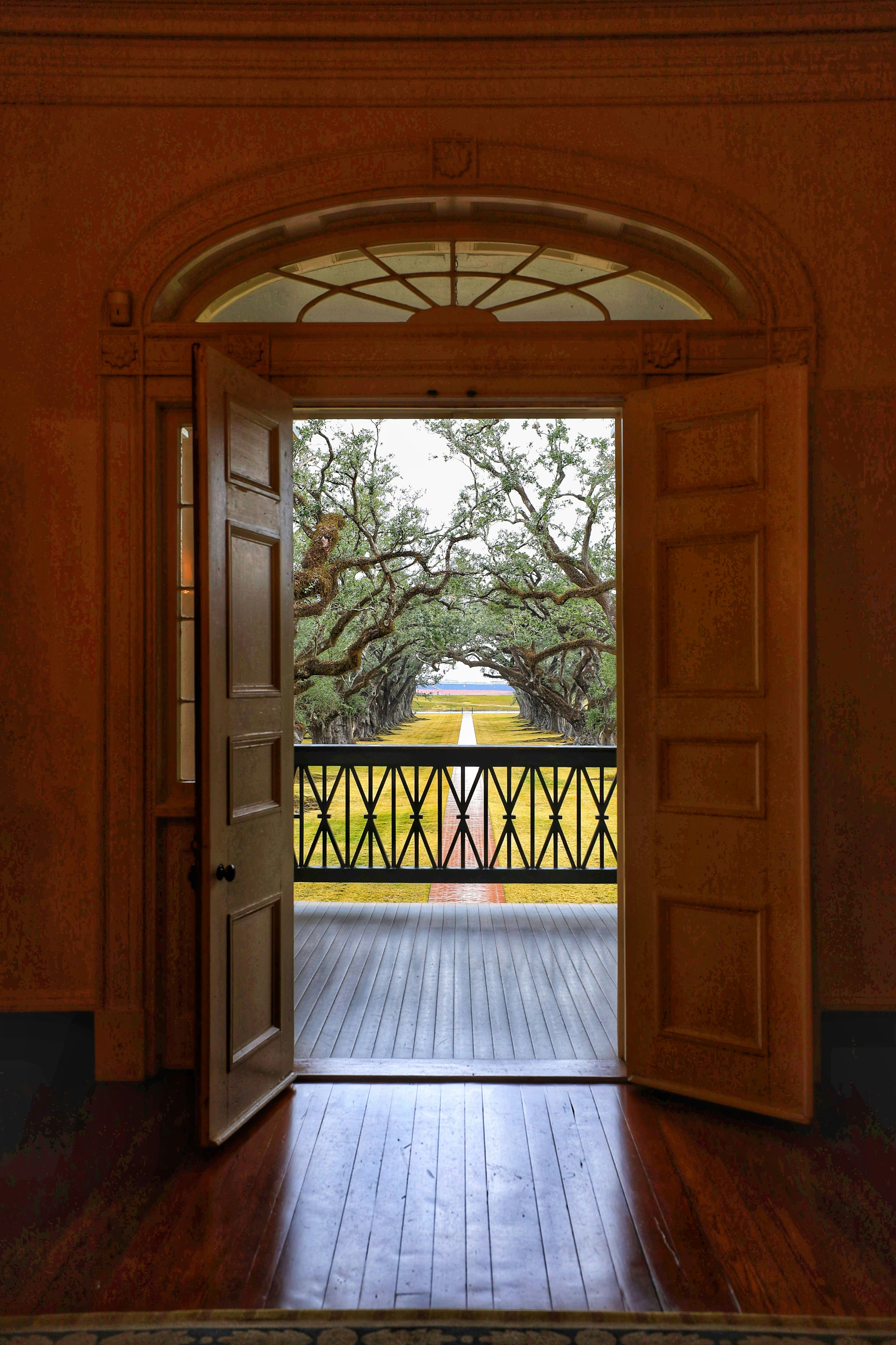 Elegant Wood French Doors for Your Cafe Swinging Style - Swinging Cafe ...