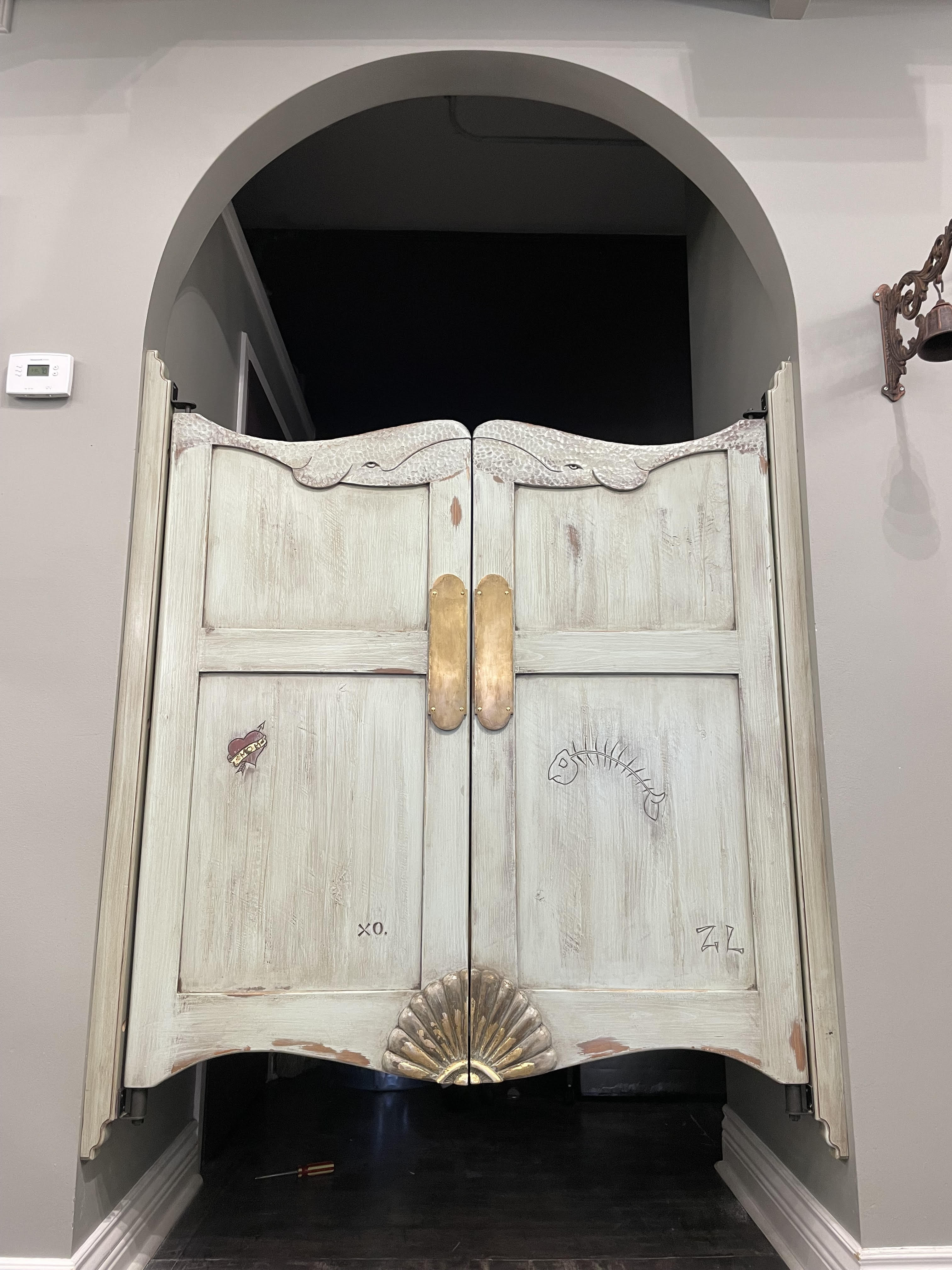 Top 6 Ways to Achieve Shabby Chic Design - Swinging Cafe Doors