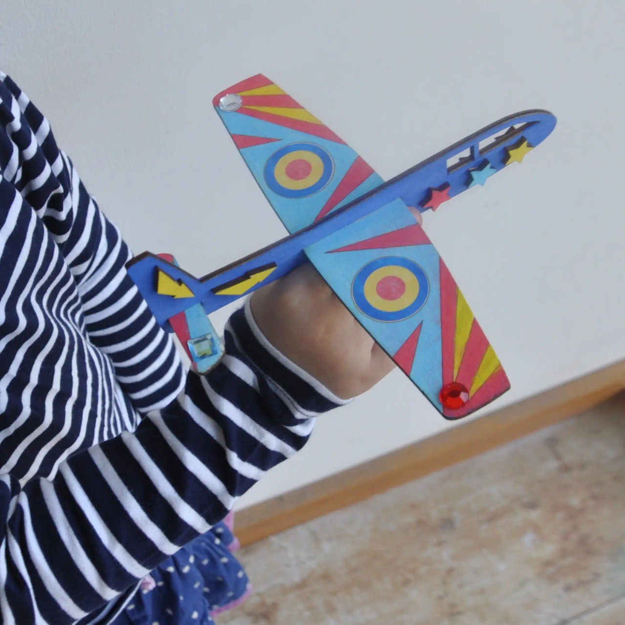 Glider Craft Kit | Kid's Activity Box
