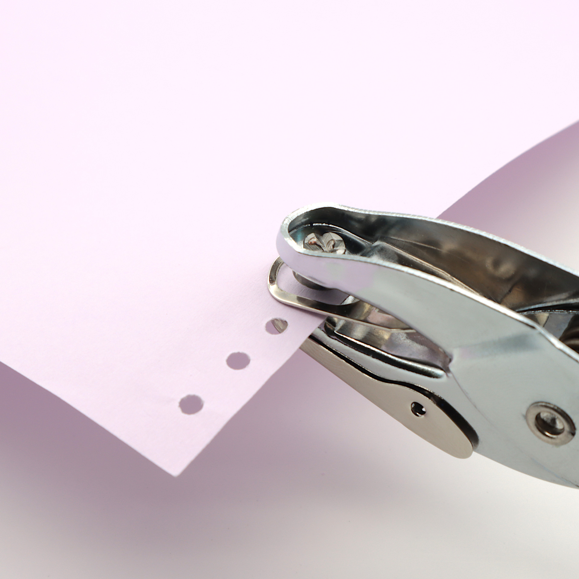 Medium Duty 1/8" Single Hole Punch