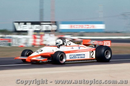G. Cooper Elfin MR9 - Calder 1981- Photographer Peter D Abbs - AUTOPICS
