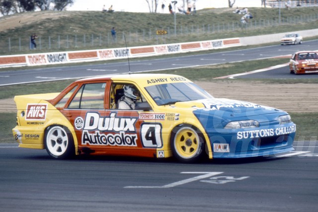 90781 - STEVE REED / TREVOR ASHBY, COMMODORE VL - Tooheys 1000 Bathurst ...