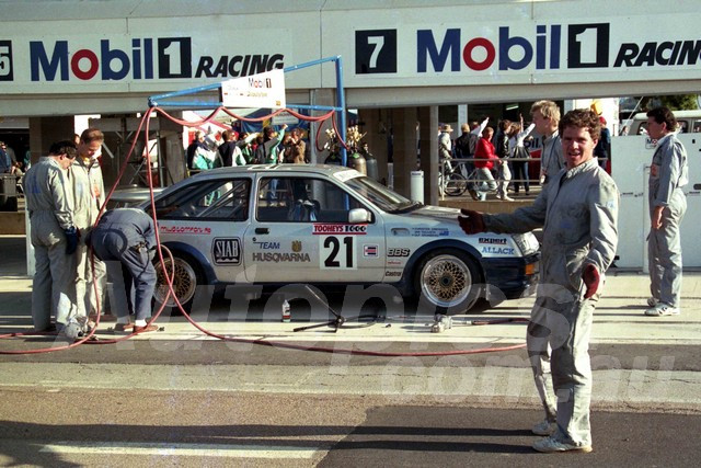 88873 - ULF GRANBERG / IAN TULLOCH / CHRISTER SIMONSEN, Ford Sierra ...