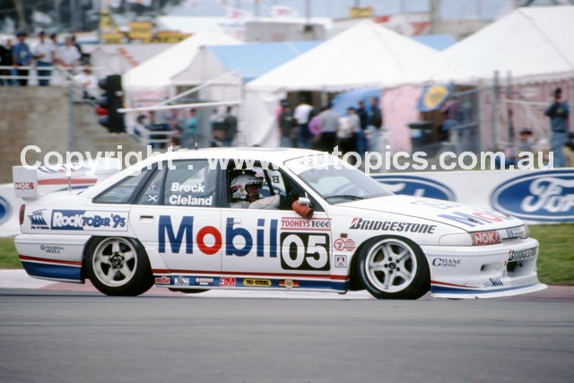 93863 - Peter Brock - Commodore VL - Bathurst 1993 - Photographer Ray ...