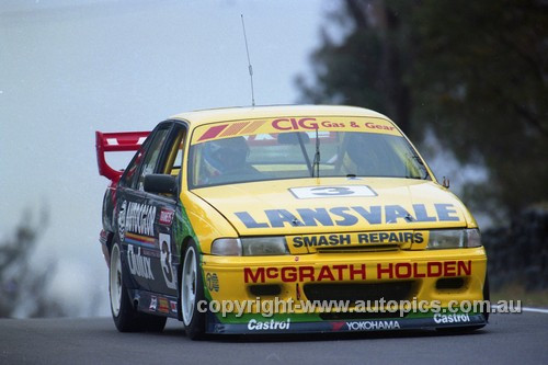 94753 - Steve Reed & Trevor Ashby Commodore VP - Tooheys 1000 Bathurst ...