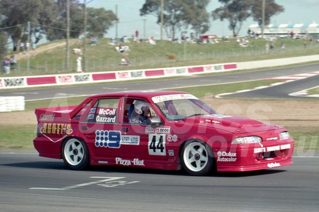 92834 - STUART McCOLL / PETER GAZZARD, COMMODORE VL - 1992 Bathurst ...