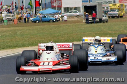 80605 - J. Bowe Elfin MR8 / P. Middleton Elfin MR8C - Calder 1980 ...