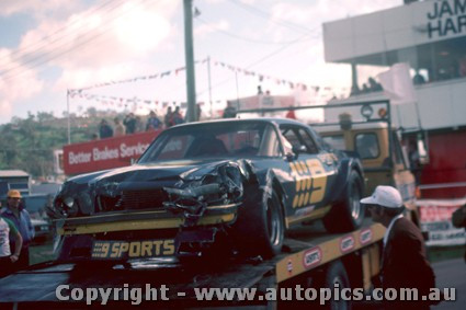 81810 - K. Bartlett / B. Forbes Chev Camaro - Bathurst 1981 ...