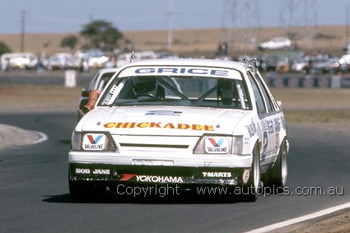 86038 - Allan Grice, Commodore VK - Calder 1986 - Photographer Ray ...