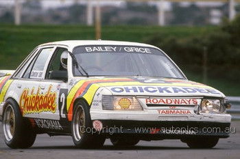 86048 - G. Bailey / A. Grice, Commodore VK - Sandown 1986 ...