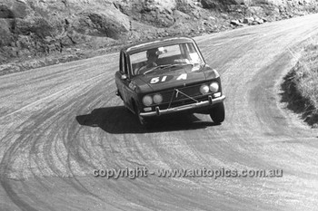 John Colwell & Fred Sutherland, Datsun Bluebird