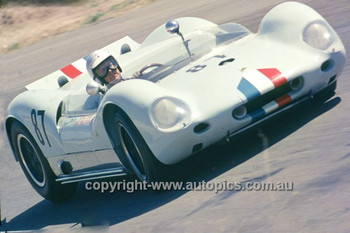 63423 - Frank Matich, Lotus 19B Climax - 1963 - AUTOPICS