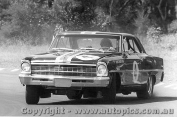 Norm Beechey - Chev Nova Warwick Farm 1967 - AUTOPICS