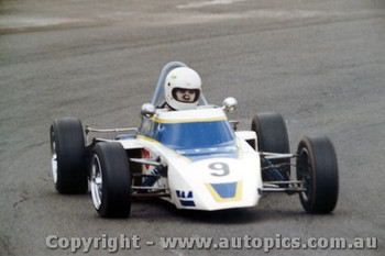 G. Tully Elfin Formula Ford - Oran Park 1981 - AUTOPICS