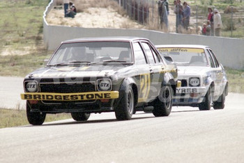 77107 - Tim Slako & Ian Diffen, Torana - Wanneroo 12th June 1977 ...