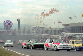 90886 - MIKE DOWSON / PAUL STOKELL / JOHN FAULKNER, TOYOTA COROLLA ...