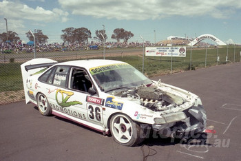 95804 - NEIL SCHEMBRI / GRAHAM MOORE - COMMODORE VR - Tooheys 1000 ...