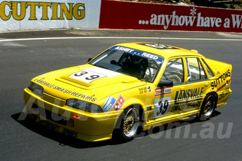 88843 - TREVOR ASHBY / STEVE REED, Commodore VL - Bathurst 1000, 1988 ...