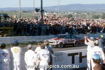 78BA10LR7006 - Peter Brock & Jim Richards - Bathurst 1000, 1978 1st ...